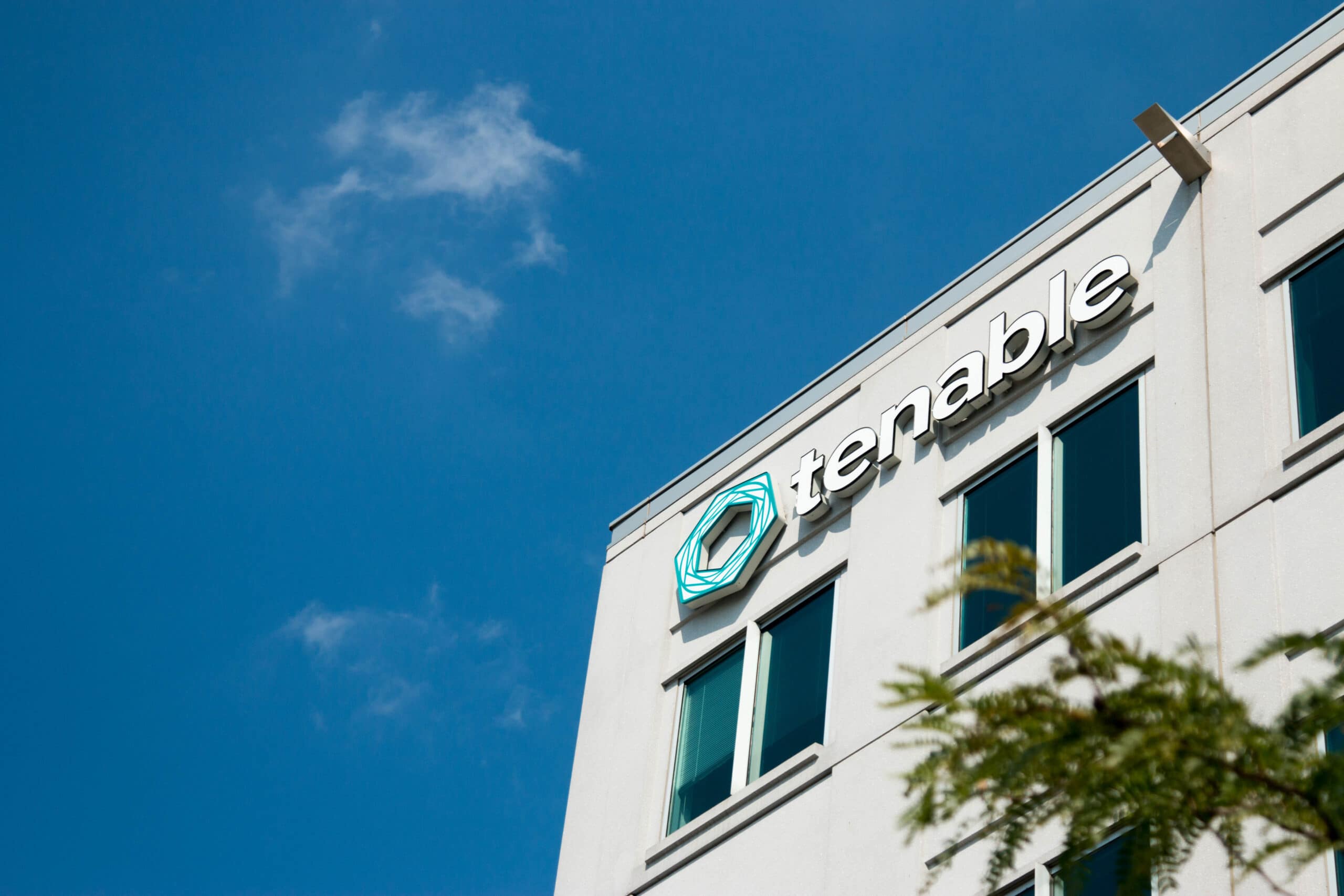 Tenable Network Security - HBI Communication